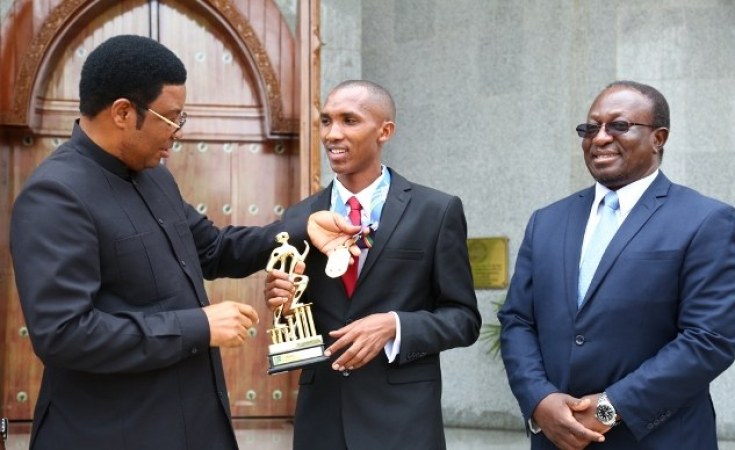 Tanzania: Fanfare As MPs Fete Simbu - allAfrica.com